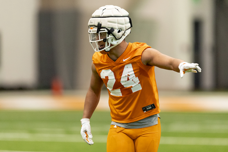 Tennessee LB Aaron Beasley Suspended Indefinitely | Rocky Top Insider